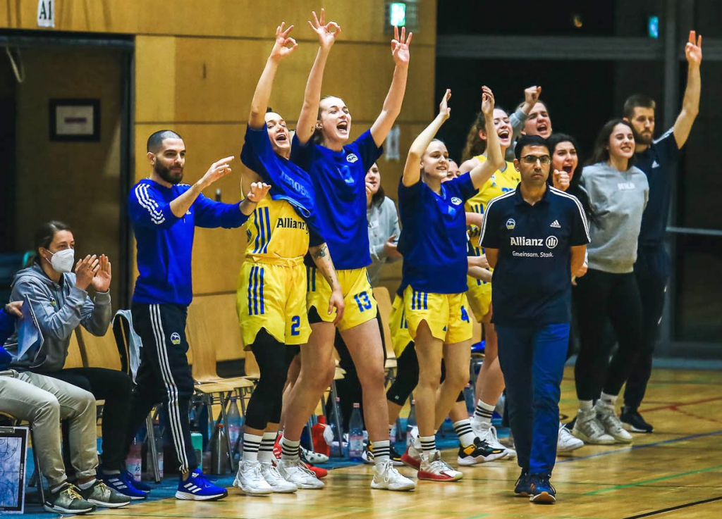 Cristo Cabrera y Daniela Falcón, en gran momento en Alemania - Basket ...